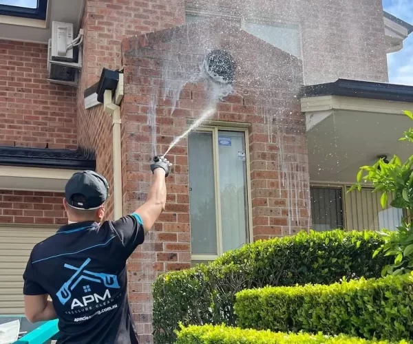 House Washing Ingleburn | House Pressure Washing | APM Cleaning